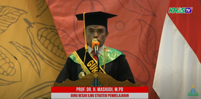 Prof. Dr. H. Mashudi, M.Pd. resmi dikukuhkan sebagai Guru Besar Bidang ...
